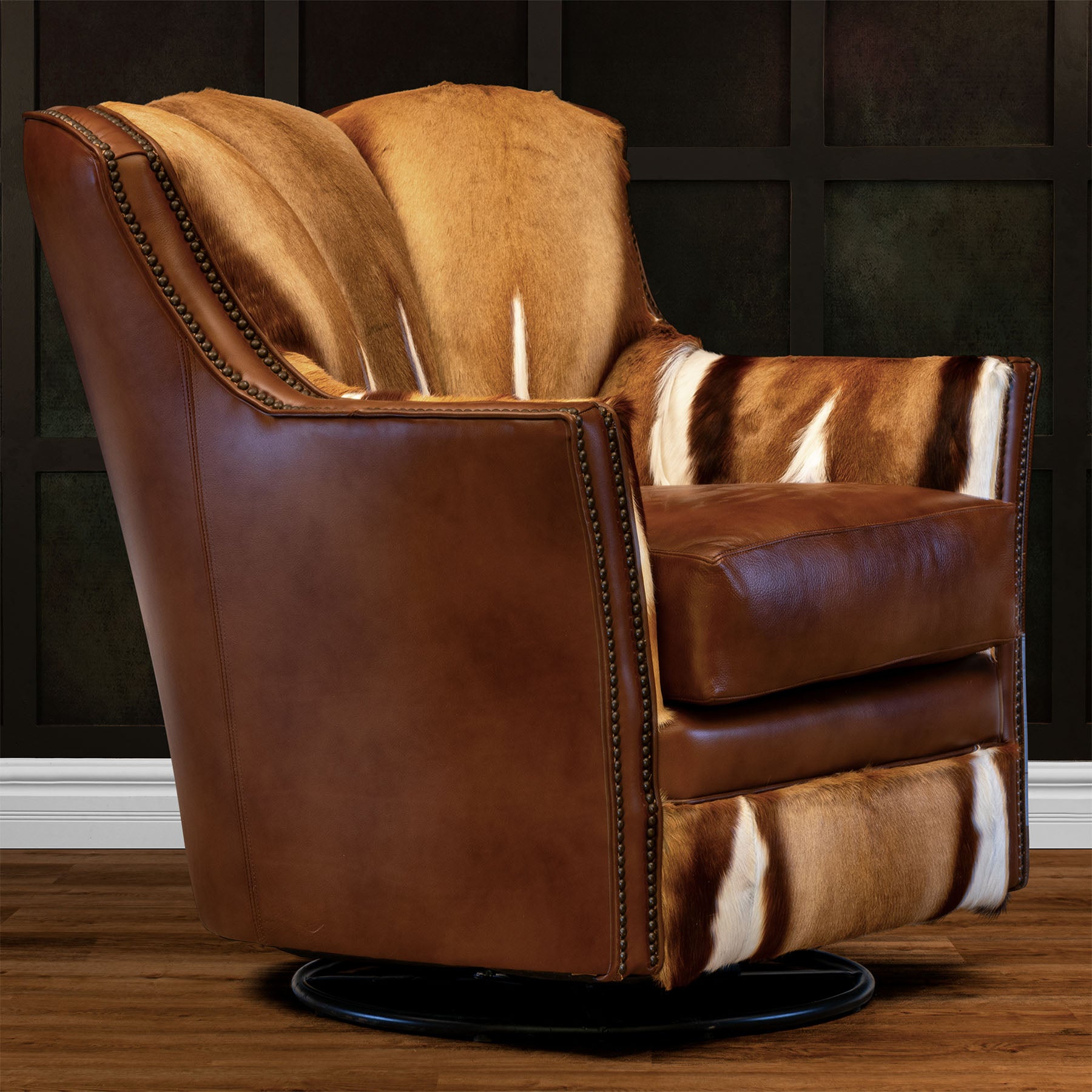 Shiro Western Leather Swivel Chair – Texas Leather Western Collection